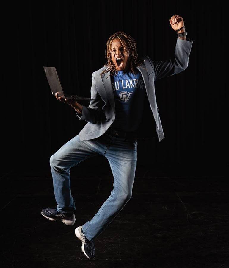 The master of 'Torreography' - Staff member takes pride in 20 years of ...